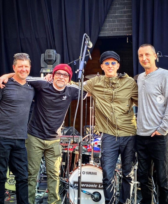 Tribute Acts - Tom Ricci | Official Music Website